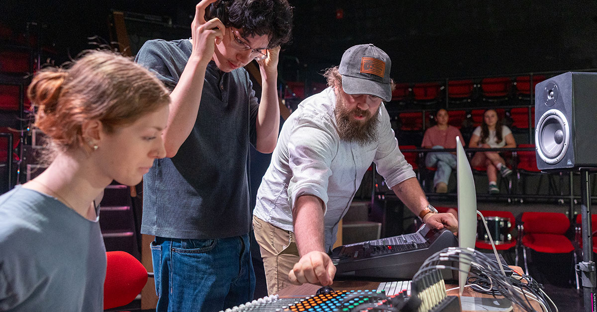 Cluster Major Melds Digital Music Creation, Production, and ...